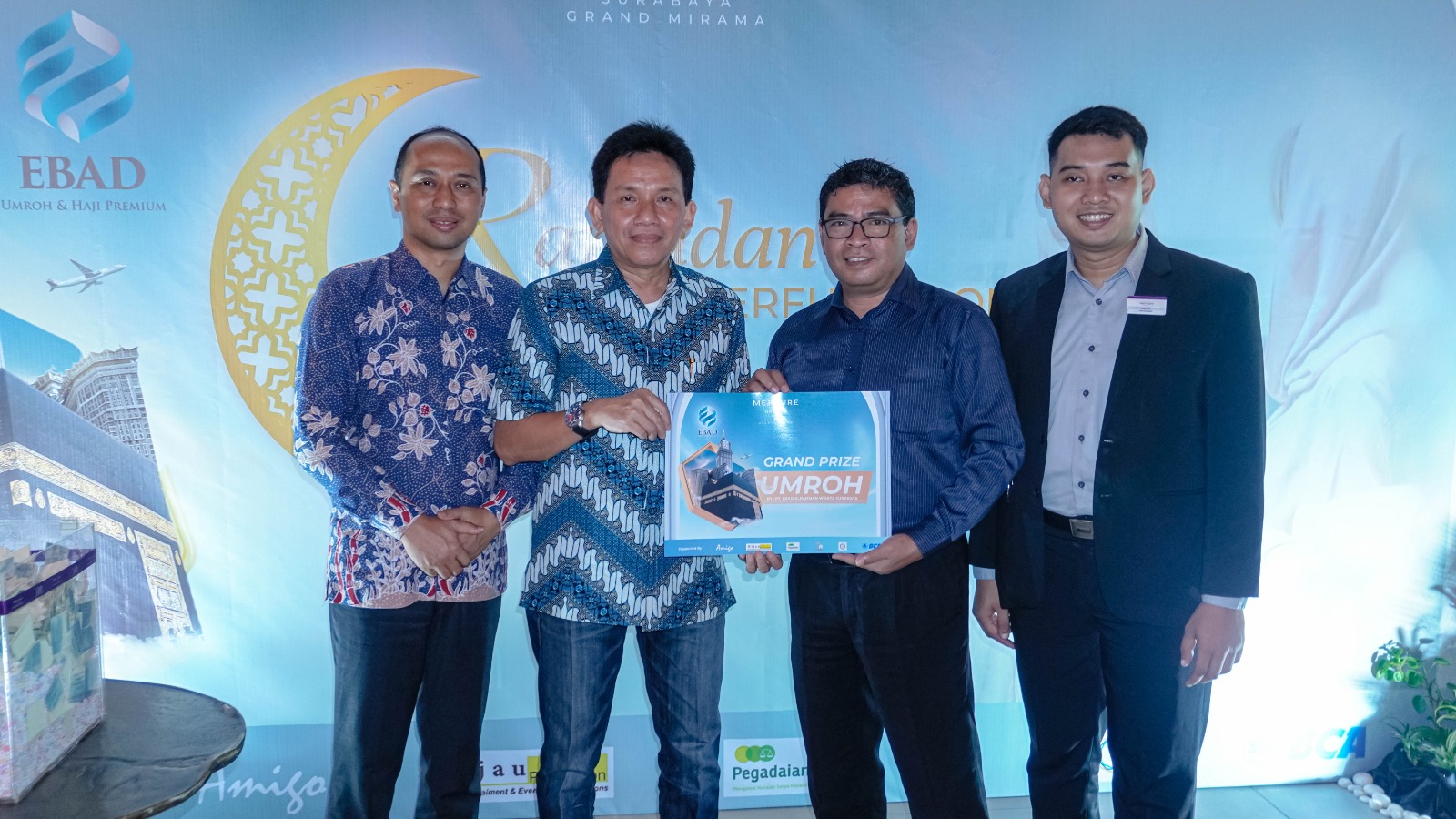 Inilah Pemenang Grand Prize Umroh dari Ebad Wisata Surabaya dan Mercure Surabaya Grand Mirama ...